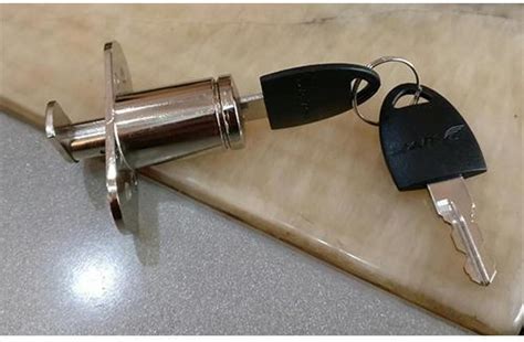 Push Lock Manufacturer Exporters From Aligarh India ID