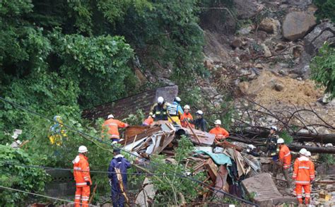 長崎・雲仙 土砂崩れ1人死亡 2人不明、1人重傷 民家2棟全壊 長崎新聞 20210814 0920 公開
