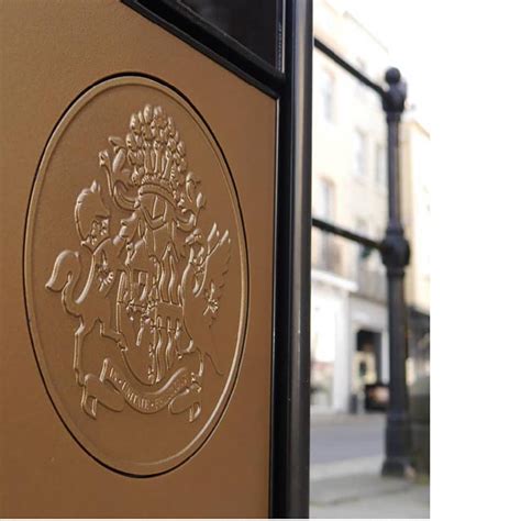 Chameleon External Wayfinding Solutions Signbox