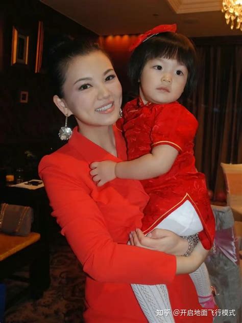 李湘，看女儿王诗龄的眼神，是母爱的具象化 知乎