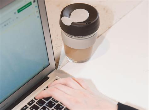Cara Split Screen Laptop Bekerja Lebih Produktif Dengan Layar Terbagi