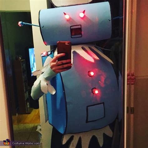 Rosie The Robot Costume Creative Diy Costumes