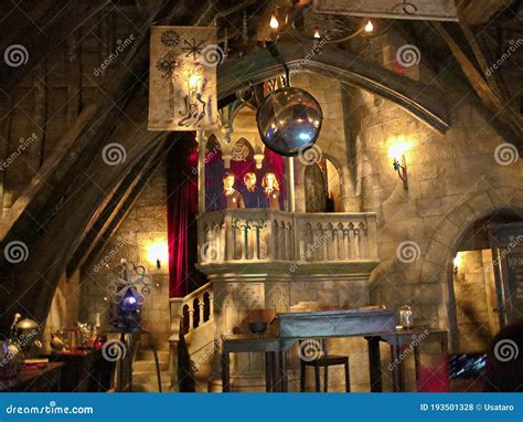 Inside The Harry Potter Park Castle `hogwarts Castle Tour` At The