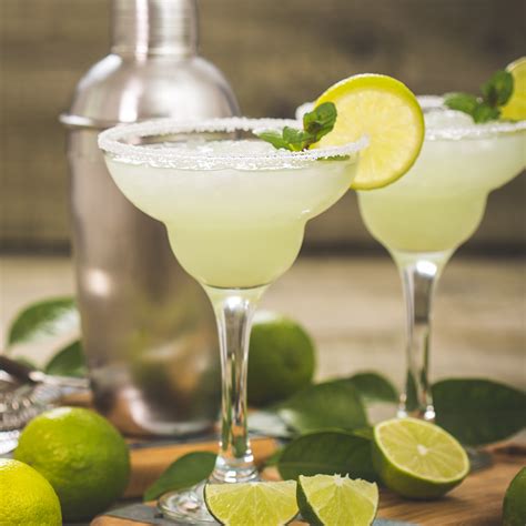 Clasico Daiquiri Clasico Cocktail Cocktails Made Easy