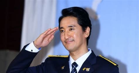 St포토 신현준 든든한 미소