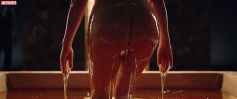 Claudia Gerini Nude Pics Page