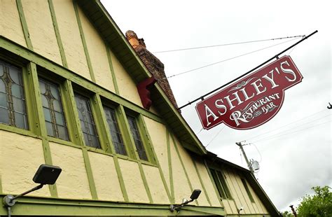 Delray Beach Pub Leads The Way To Floridas Haunted Restaurants Bars