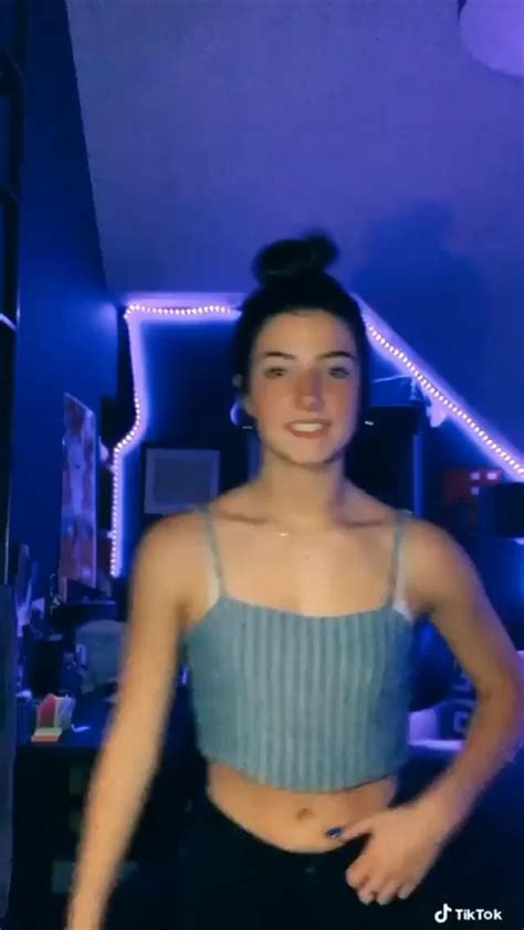 27 Charli Videos Charlie Video Charli D Amelio Dance Videos