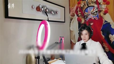 疫曲新生丨疫情后直播间成了我的舞台 凤凰网视频 凤凰网