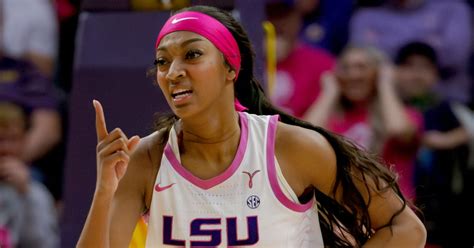 Lsus Angel Reese Named Sec Womens Basketball Player Of The Year