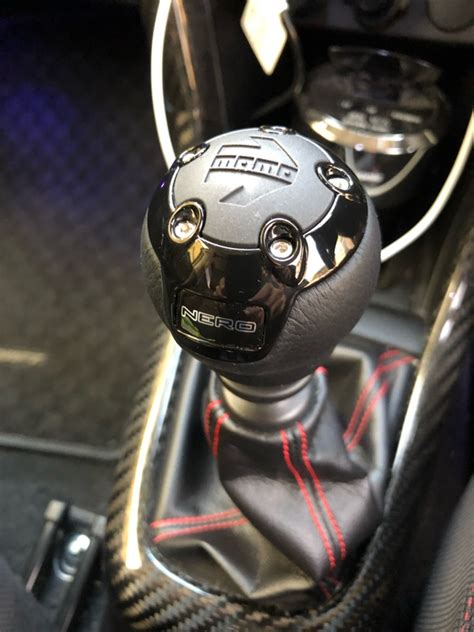 Momo Nero Shift Knob のパーツレビュー スイフトスポーツ三角おにぎり7 みんカラ