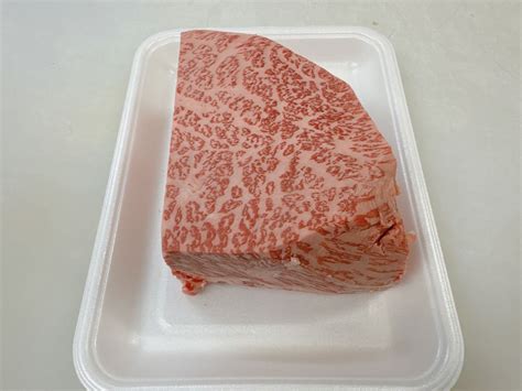 全品1円～ とちぎ和牛 匠 和牛ウチモモブロック1 150ga 5ギフト包装 証明書付き 1新品のヤフオク落札情報