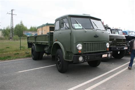 Maz Fotos Lkw Oldtimer Fahrzeugbilder De