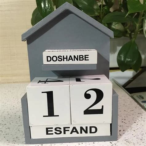 کمدا قیمت و خرید تقویم رومیزی چوبی رنگ هر رنگی که دوست داشته باشین س