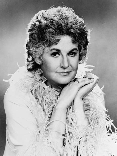 Golden Girls Star Bea Arthurs Estate Funds Lgbt Homeless Shelter