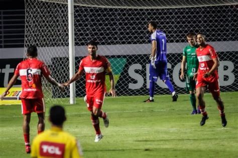 CRB vence a ª seguida na Série B e não corre mais risco de rebaixamento É ASSIM