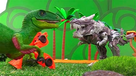 Игры с Трансформерами Динобот встречает динозавров Видео для