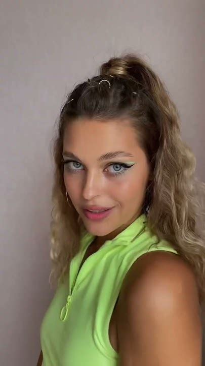 топ ПРИЧЕСОК на КУДРЯВЫЕ волосы😍какие же они балдежные Shorts Youtube