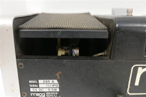 Matrixsynth Moog Polymoog 203a Polyphonic Analog Synth Polypedal 285a Sn 1521