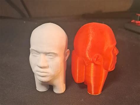 Sussy Ye Kanye West 作为 Among Us 来自 Digertorsk Makerworld
