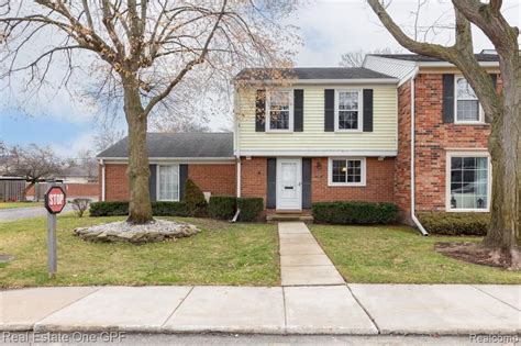 1282 Woodbridge St Saint Clair Shores Mi 48080 See Est Value