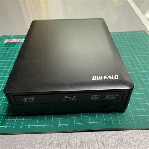 Buffalo ポータブルブルーレイドライブ 外付けブルーレイドライブ Blu Ray の落札情報詳細 ヤフオク落札価格情報 オークフリー