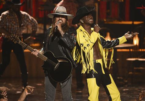 ‘old Town Road Rapper Lil Nas X Comes Out As Gay In Pride Tweets