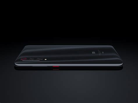 Mi 9 Pro 5G Offers An Cooler Snapdragon 855 Plus Triple Camera More