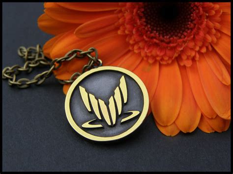 Mass Effect Jewelry Necklaces Pendants And Ts Collection