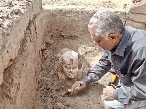 Archaeologists Have Discovered A Smiling Mini Sphinx Statue With Dimples In Egypt