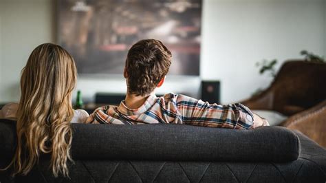 Génération No Sex Les Jeunes Font Moins Lamour Quavant Le Parisien