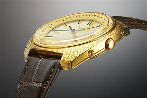 Seiko Astron Gold Case Finish Comparisons — Plus9time