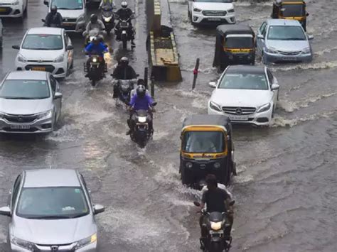 Flood Plagues Mega Metros In Telangana Rescue Ops Pick Pace In