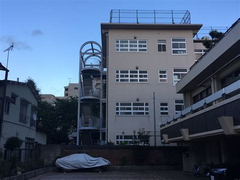 駒込中学校の煉瓦塀 豊島区駒込 週末は古墳巡り