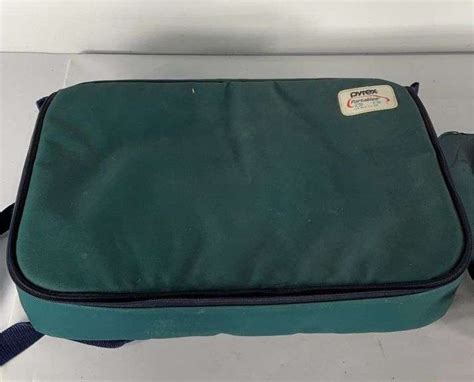 Pyrex Portable Carrier And A Pyrex Dish Hash Auctions