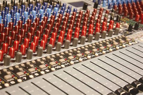 Concurrency Comparison Of Javascript To Go