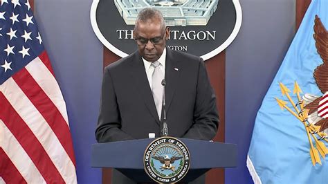 美防长一瘸一拐走上讲台为隐瞒住院治疗一事道歉对不起美国人民不会因此辞职 凤凰网资讯 凤凰网