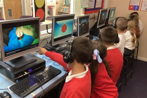Digital Literacy Computing Broadbent Fold Nursery And Primary School