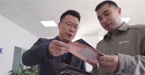 致敬奋斗者 展辰严海峰每天赢了昨天的自己就是一种进步 中外涂料网