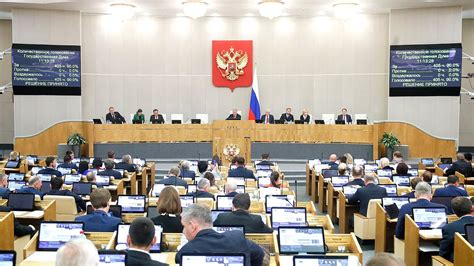Депутат Милонов предложил отказывать в ипотеке людям с крупным долгом