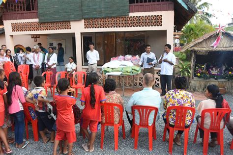 អបអរសាទរបុណ្យព្រះយេស៊ូប្រសូតនៅ ព្រះ សហគមន៍ សន្ត អូស្កូស្តាំង ខេត្ត កំពត ថ្ងៃ ទី ២២ ខែធ្នូ ឆ្នាំ