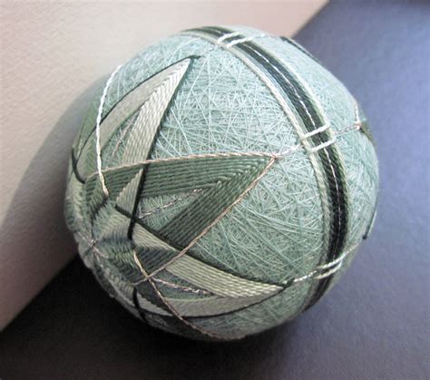Kumo Temari Out Of The Nest — Layered Kiku Herringbone