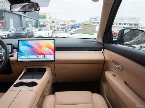 蓝电e5 Plus内饰实拍高清大图 蓝电e5 Plus 2025款 1 5l De I 165km 长续航先享版第3张图片大全 太平洋汽车