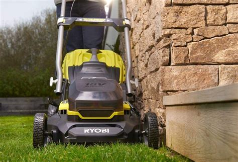 Tondeuse Electrique Sans Fil RYOBI RY LMX A Tondeuse Electrique Le Guide D Achat