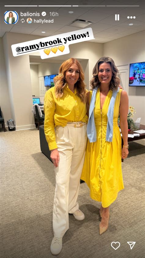 Amanda Balionis Grabs Attention With Her Dress At The Masters The Spun