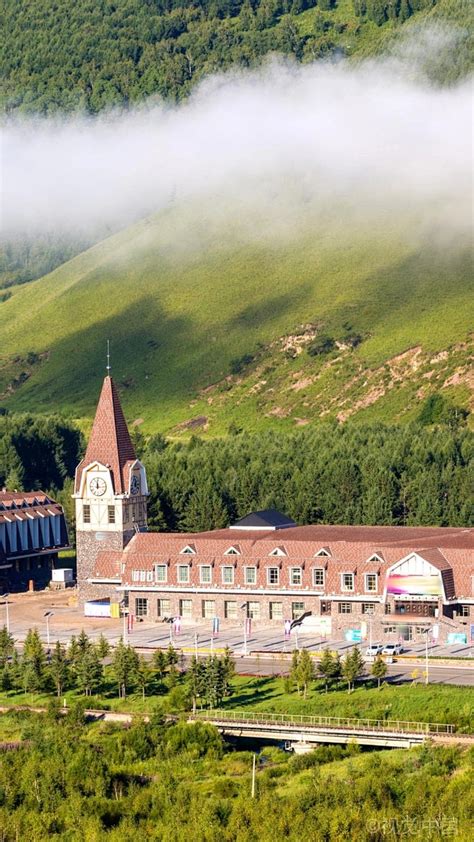 阿尔山，它是一个位于中蒙边界的城市，被称为中国的小瑞士。——阿尔山内蒙古
