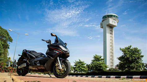 Aprilia Srv 850 Review