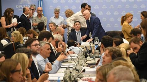 Ley Ómnibus el oficialismo emitió un dictamen de mayoría con bloques dialoguistas Pura Ciudad