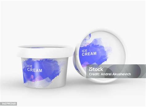뚜껑 측면과 상단 전망이 닫힌 아이스크림 양동이 현실적인 모형 플라스틱 또는 종이 컵 블루 베리 맛 선대 흰색 배경에 고립 된 욕조 식품 용기 디저트 패키지 디자인 3d