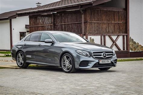 Mercedes E Class Cab Guildford Taxi